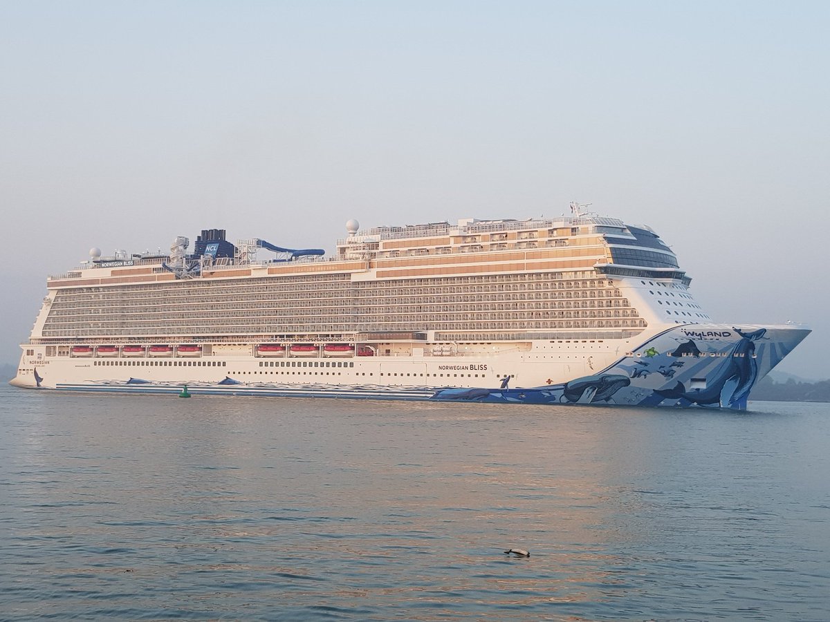 Norwegian Bliss Inaugural Transatlantic Review 21st April 2018 – Brits ...